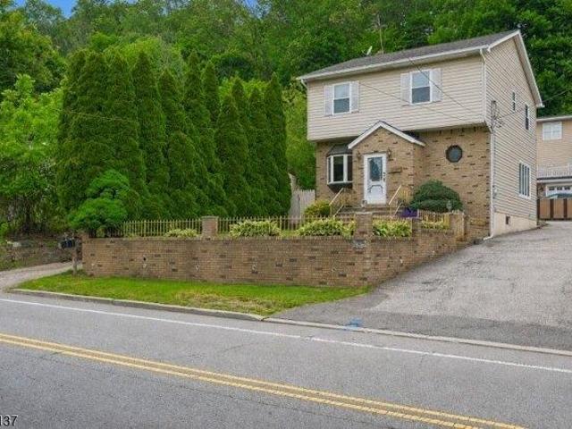 house with 3 bedroom, Clifton NJ ES102827856