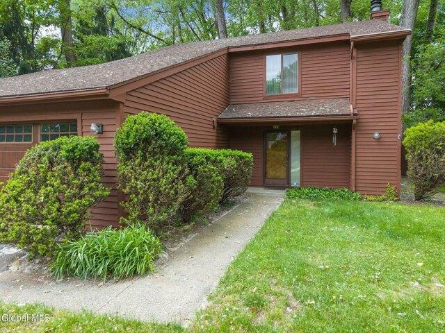 house with 3 bedroom, Clifton Park NY ES103605566
