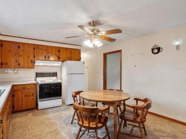 house with 3 bedroom, Clinton MA DS103185680