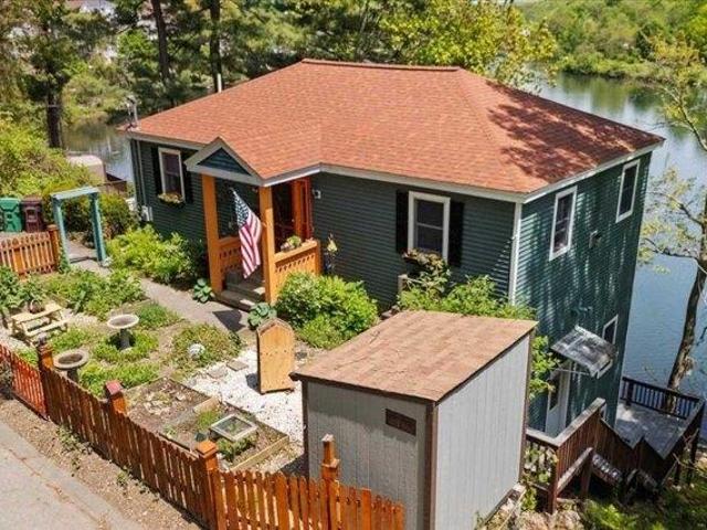 house with 3 bedroom, Clinton MA ES104042940