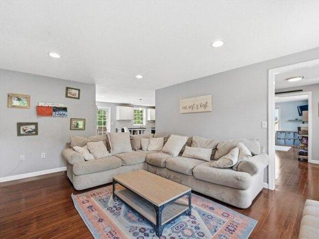 house with 3 bedroom, Clinton MA ES104788068