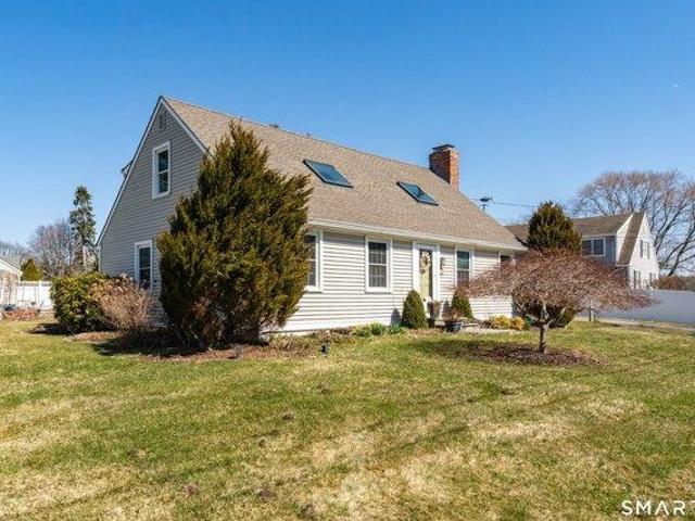 house with 3 bedroom, Clinton CT DLS101633208