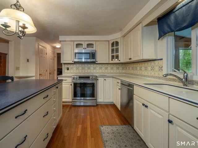 house with 3 bedroom, Clinton CT DS103099893