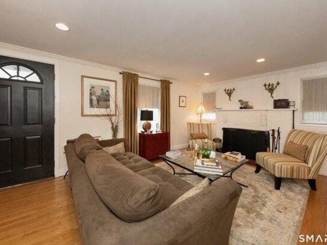 house with 3 bedroom, Clinton CT ES104790374