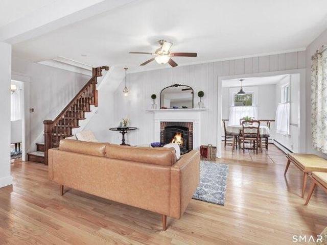 house with 3 bedroom, Clinton CT ES103069429