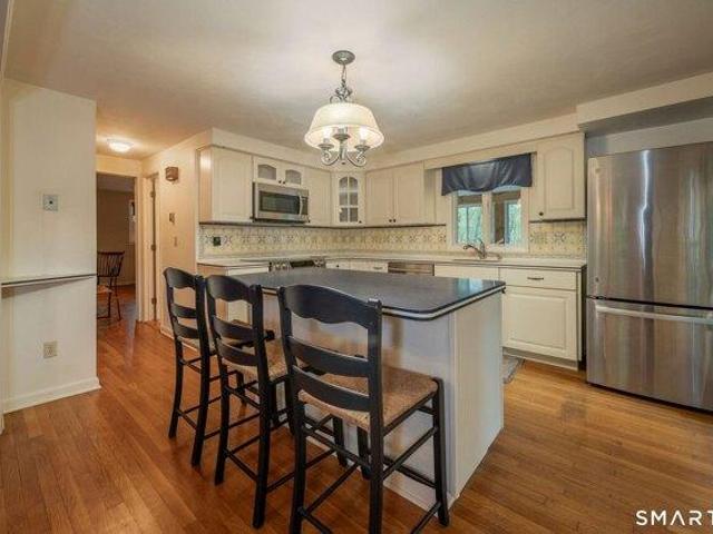 house with 3 bedroom, Clinton CT ES103099893