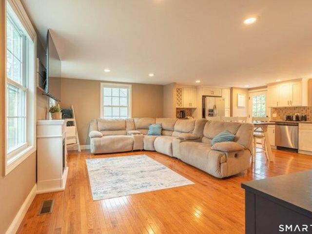 house with 3 bedroom, Cromwell CT DS103928819