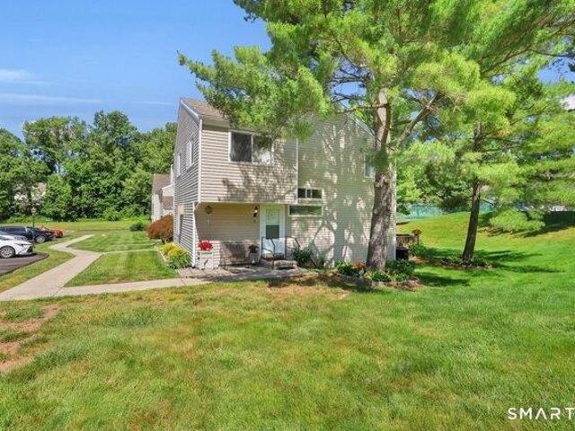 house with 3 bedroom, Cromwell CT DS104234631