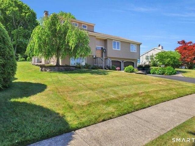 house with 3 bedroom, Cromwell CT DS104480744