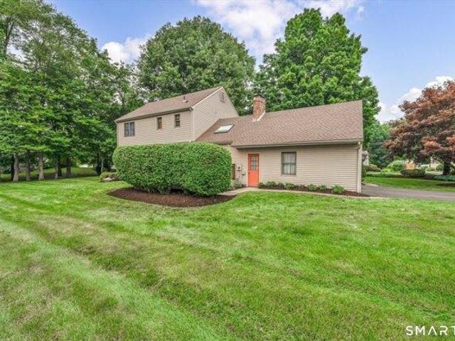 house with 3 bedroom, Cromwell CT ES104833270