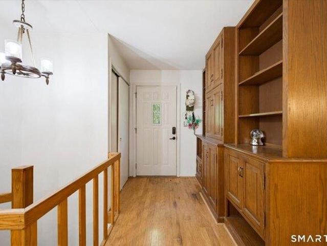 house with 3 bedroom, Cromwell CT ES105114493
