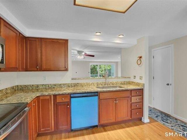 house with 3 bedroom, Cromwell CT ES105203236