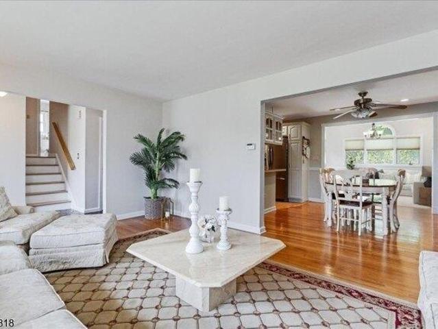 house with 3 bedroom, Cranford NJ DS104113570