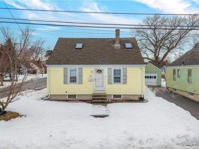 house with 3 bedroom, Cranston RI DLS101630326