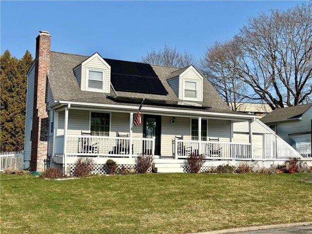 house with 3 bedroom, Cranston RI DLS101660400