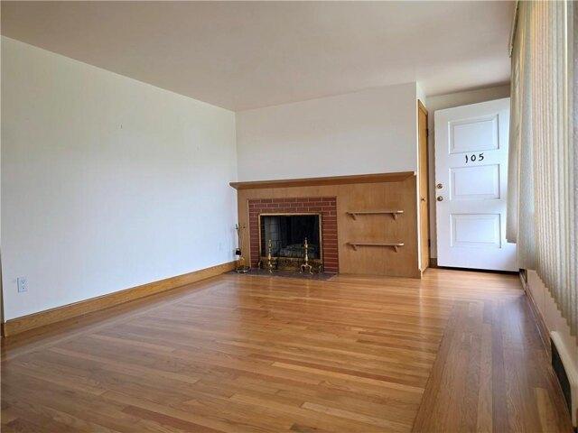 house with 3 bedroom, Cranston RI DLS102670092