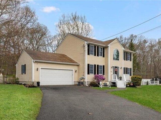 house with 3 bedroom, Cranston RI DLS102778218
