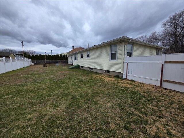 house with 3 bedroom, Cranston RI DLS102118541