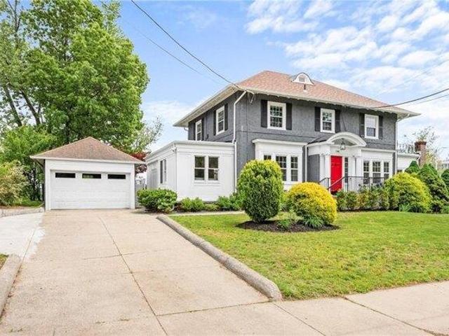 house with 3 bedroom, Cranston RI DLS103034473