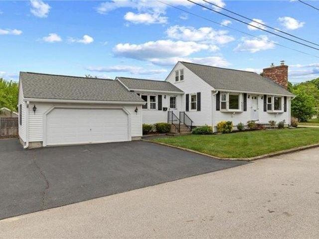 house with 3 bedroom, Cranston RI DLS103034016