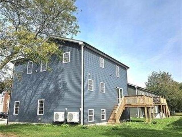 house with 3 bedroom, Cranston RI DS101895685