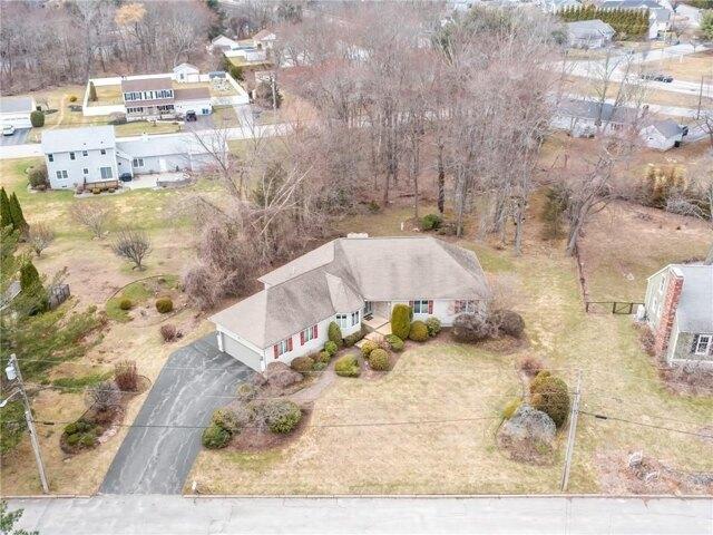 house with 3 bedroom, Cranston RI DS102118660