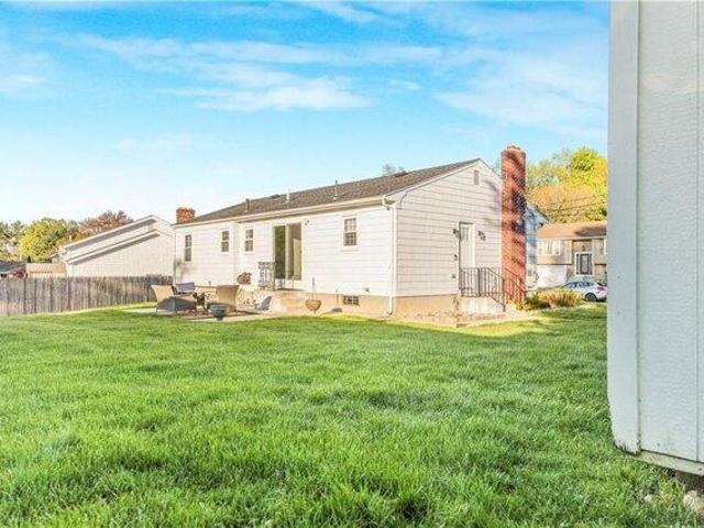 house with 3 bedroom, Cranston RI DS102284473