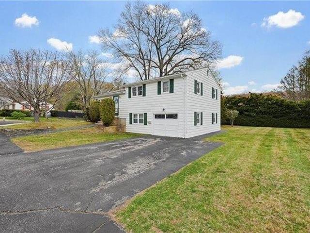 house with 3 bedroom, Cranston RI DS102586787
