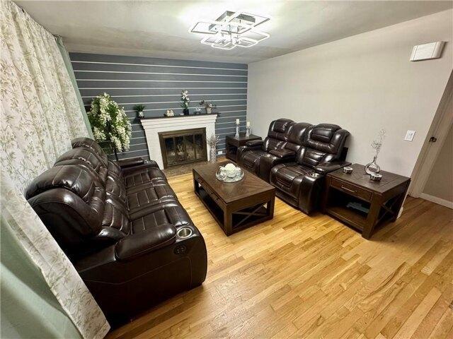 house with 3 bedroom, Cranston RI DS103849553