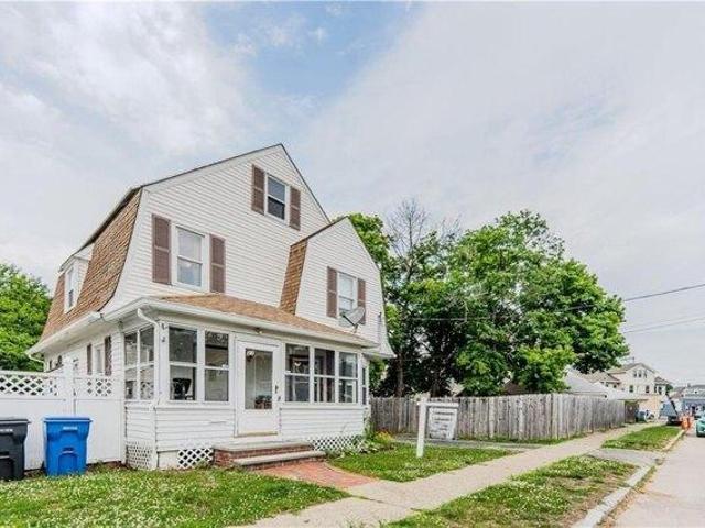 house with 3 bedroom, Cranston RI DS103885827