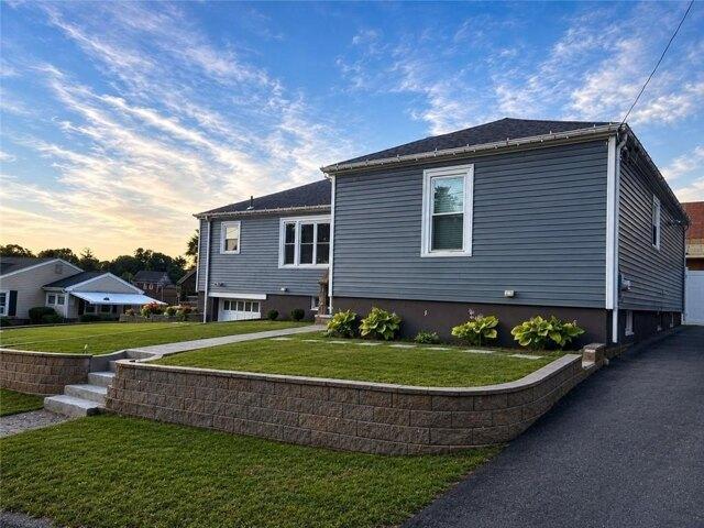 house with 3 bedroom, Cranston RI DS104077574