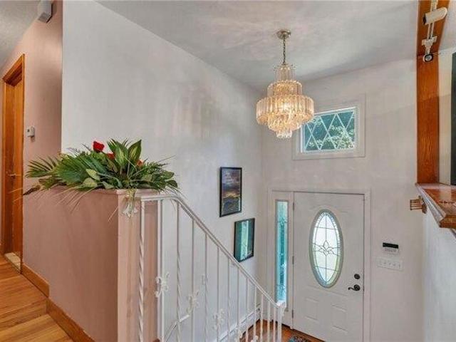 house with 3 bedroom, Cranston RI DS104299997