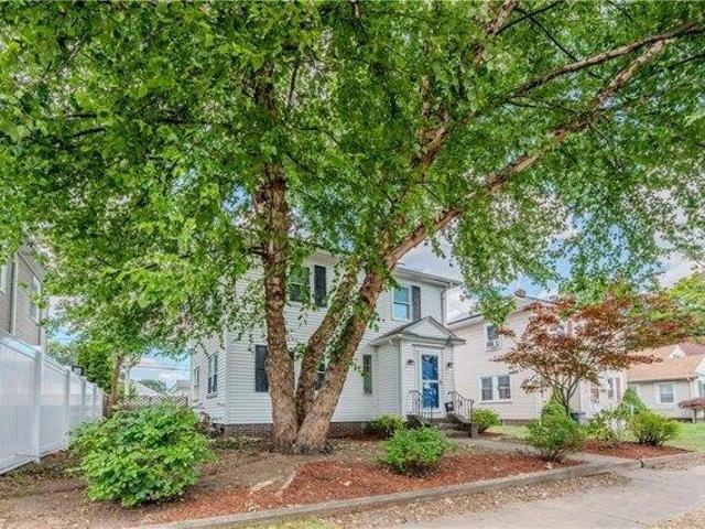 house with 3 bedroom, Cranston RI DS104373645