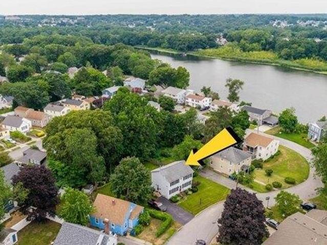 house with 3 bedroom, Cranston RI DS104442423