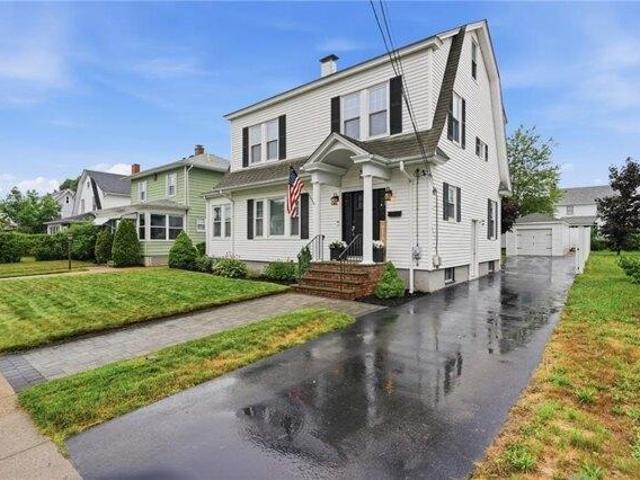 house with 3 bedroom, Cranston RI DS104480085