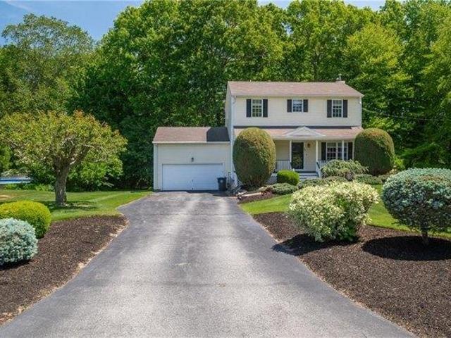 house with 3 bedroom, Cranston RI ES103188934