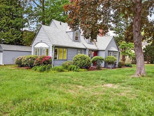 house with 3 bedroom, Cranston RI ES103125716