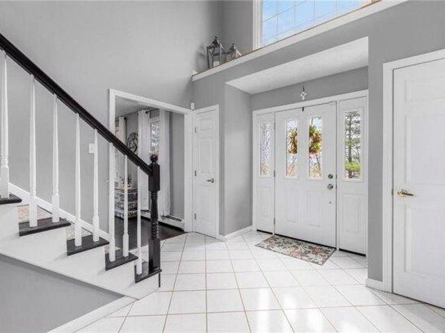 house with 3 bedroom, Cranston RI ES103249783