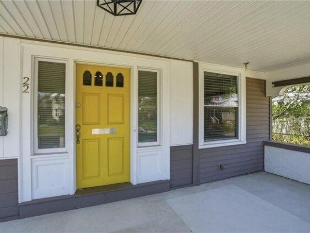 house with 3 bedroom, Cranston RI ES103931855