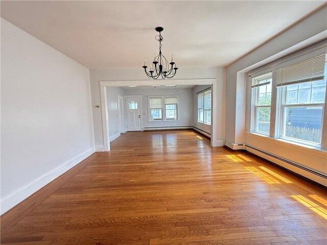 house with 3 bedroom, Cranston RI ES104442839