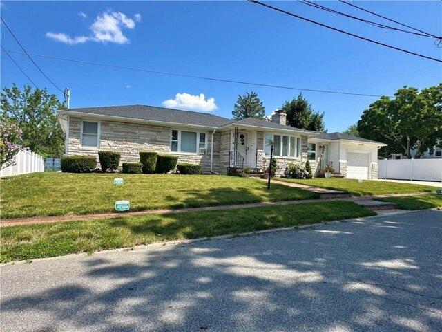 house with 3 bedroom, Cranston RI ES104831887