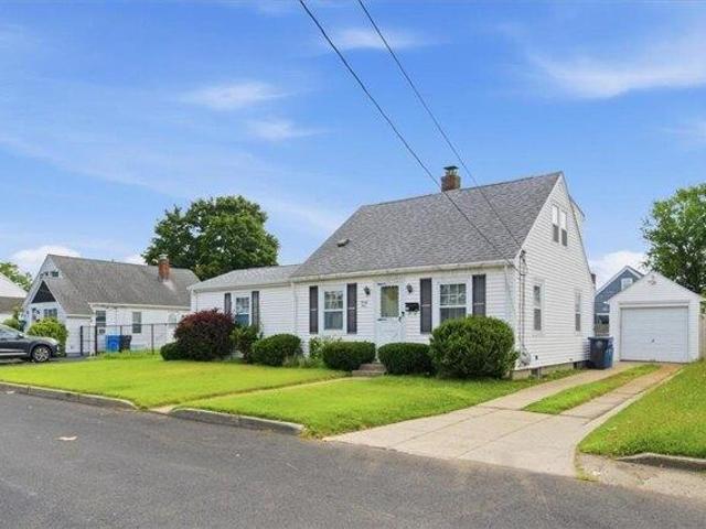 house with 3 bedroom, Cranston RI ES104832792