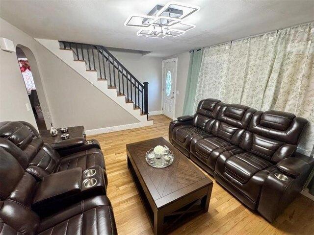 house with 3 bedroom, Cranston RI ES104920107