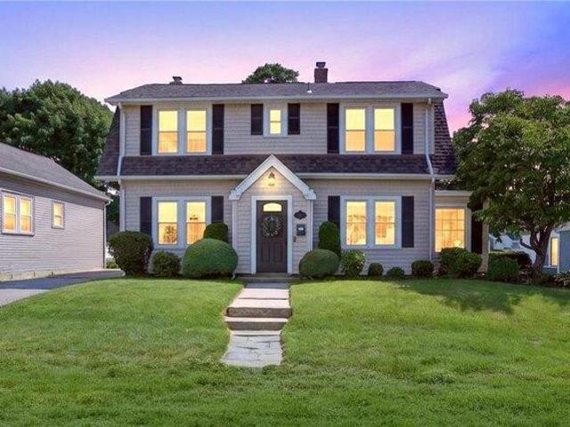 house with 3 bedroom, Cranston RI ES104921373