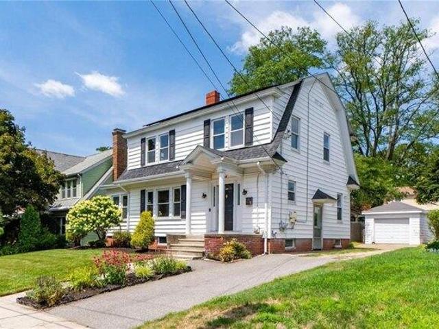house with 3 bedroom, Cranston RI ES105081356