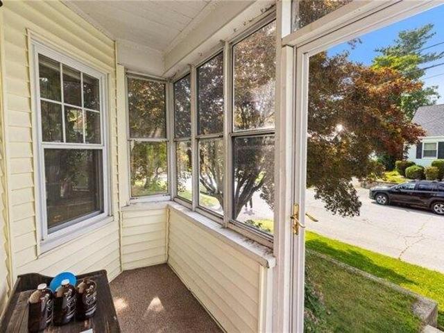 house with 3 bedroom, Cranston RI ES105155970