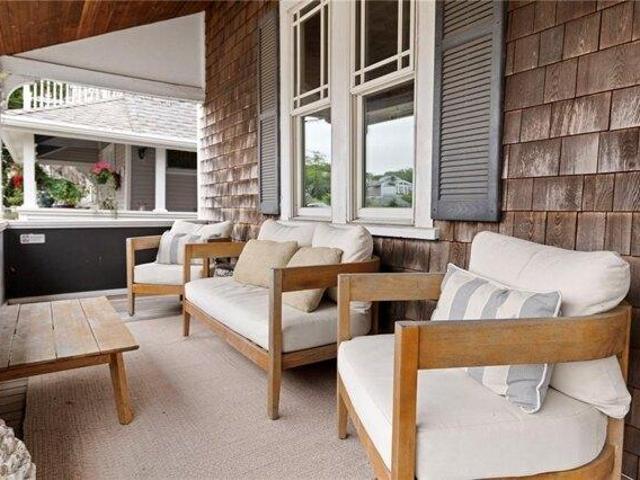 house with 3 bedroom, Cranston RI ES105174628