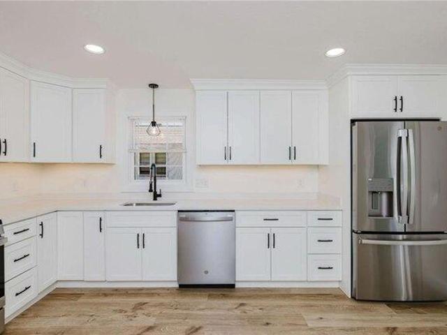 house with 3 bedroom, Cranston RI ES105107482