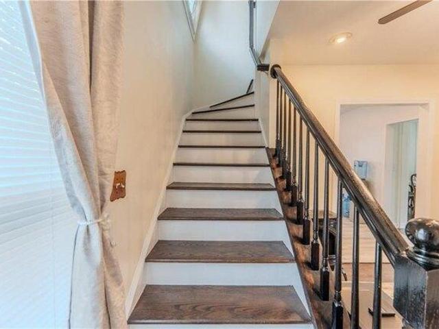 house with 3 bedroom, Cranston RI ES105205756