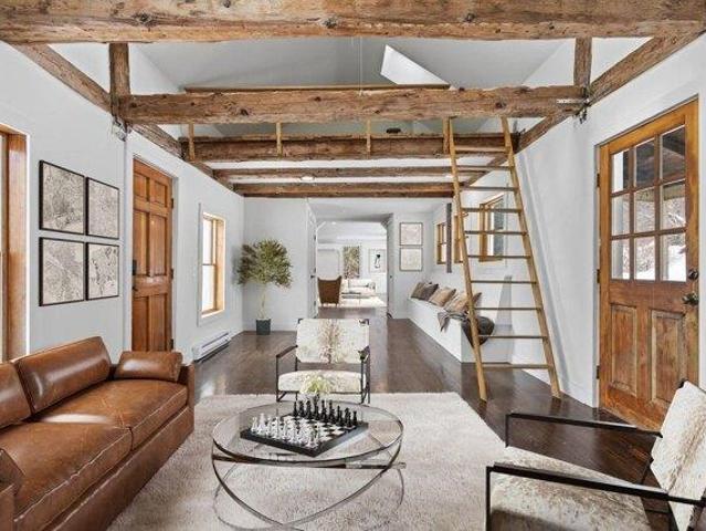 house with 3 bedroom, Cumberland ME DLS101781425